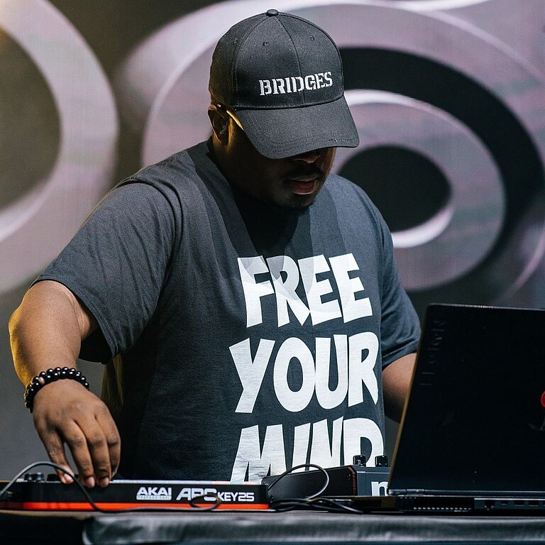 Artist Spotlight: Kareem Ali